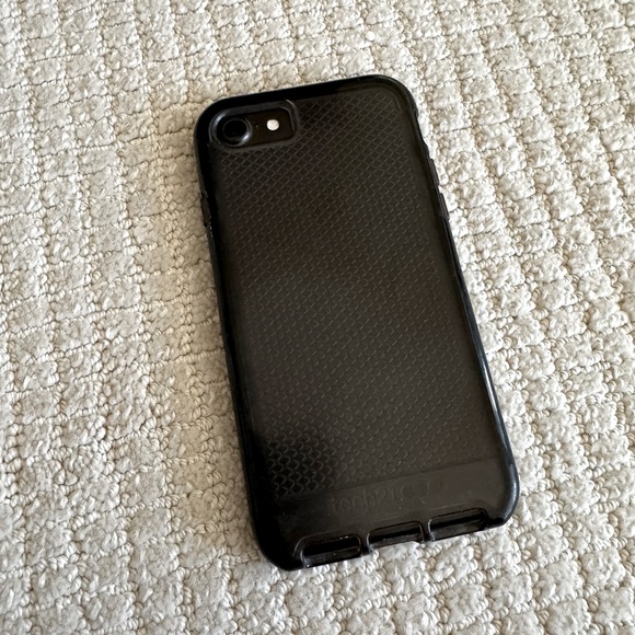 tech21 | Cell Phones & Accessories | Iphone 7 Case Black | Poshmark